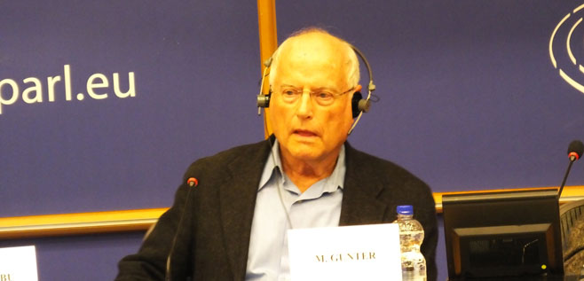 Öcalan serbest bırakılmalı - Yeni Özgür Politika